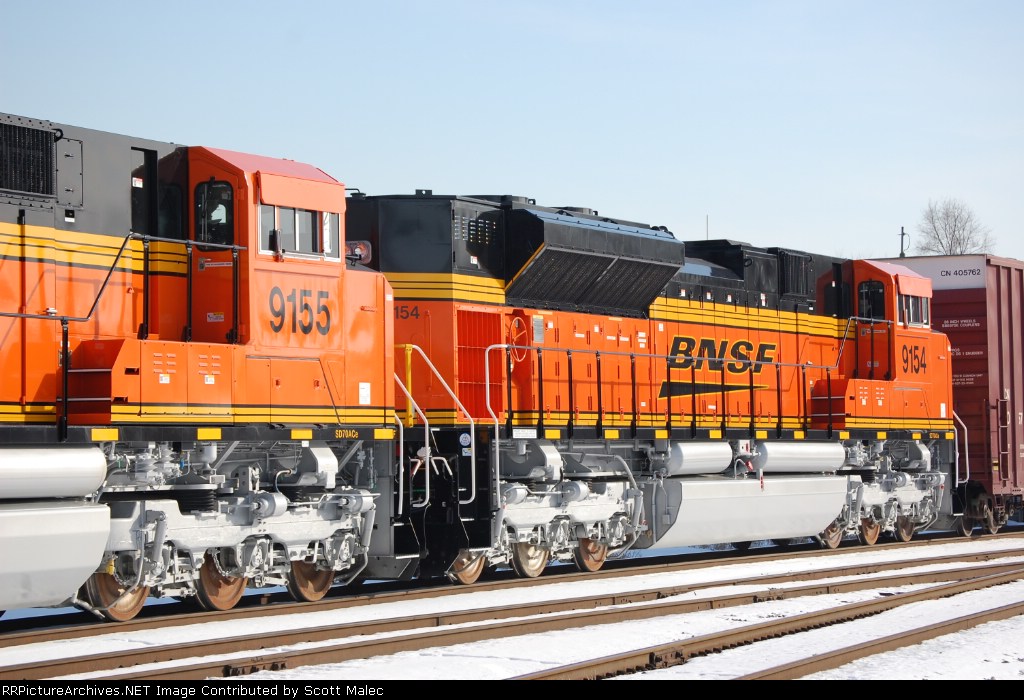 BNSF 9154